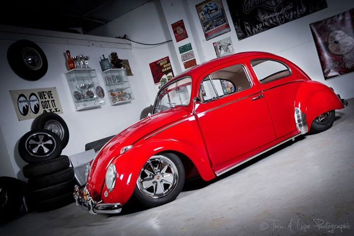 Volkswagen Beetle luxury restored, auctioned at Silverstone | CarSession