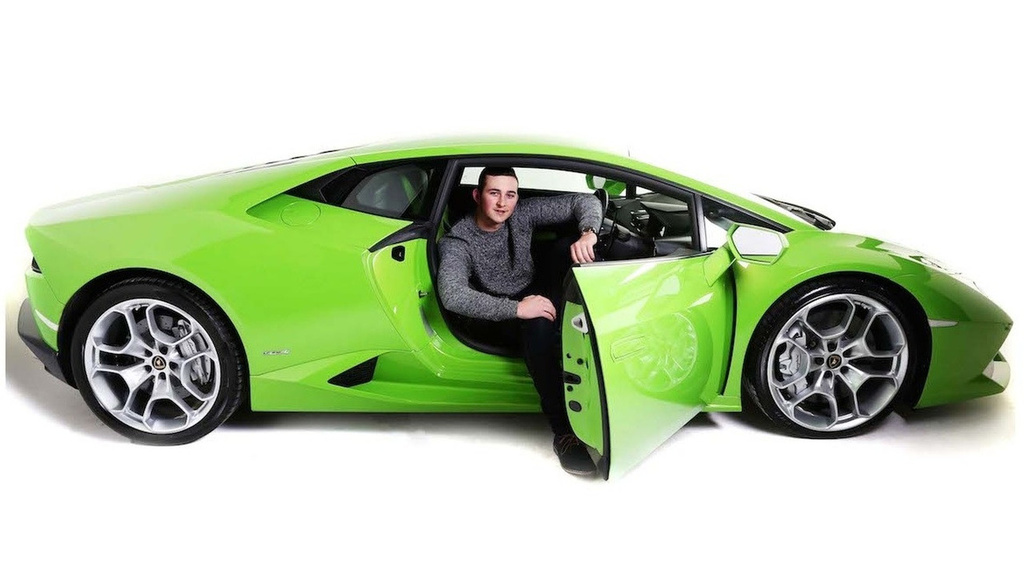 This is the fastest taxi in the world | CarSession