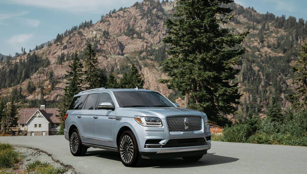New Lincoln Navigator earns five-star in NHTSA tests | CarSession