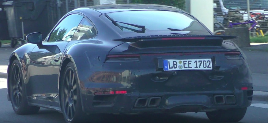 VIDEO: Next generation Porsche 911 Turbo was caught on camera | CarSession